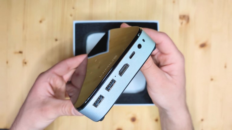 Wimius Q3 Review: The Perfect Portable, Pocket-Size Projector? – The ...