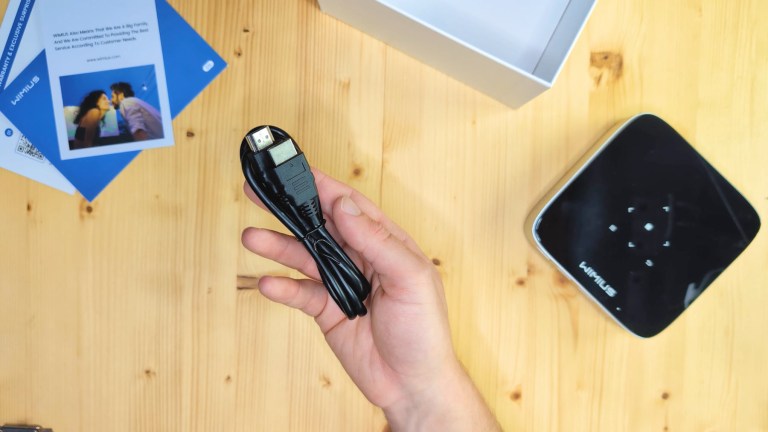 Wimius Q3 Review: The Perfect Portable, Pocket-Size Projector? – The ...