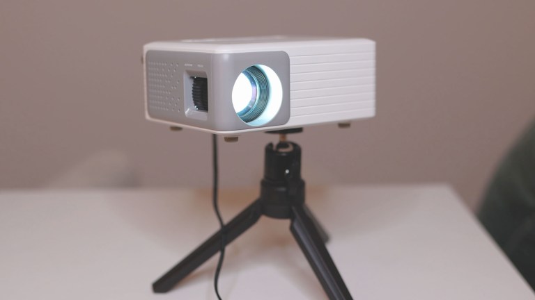 The Best Value Mini Projector? | Akiyo O1 Review – The Tiny Camper Van