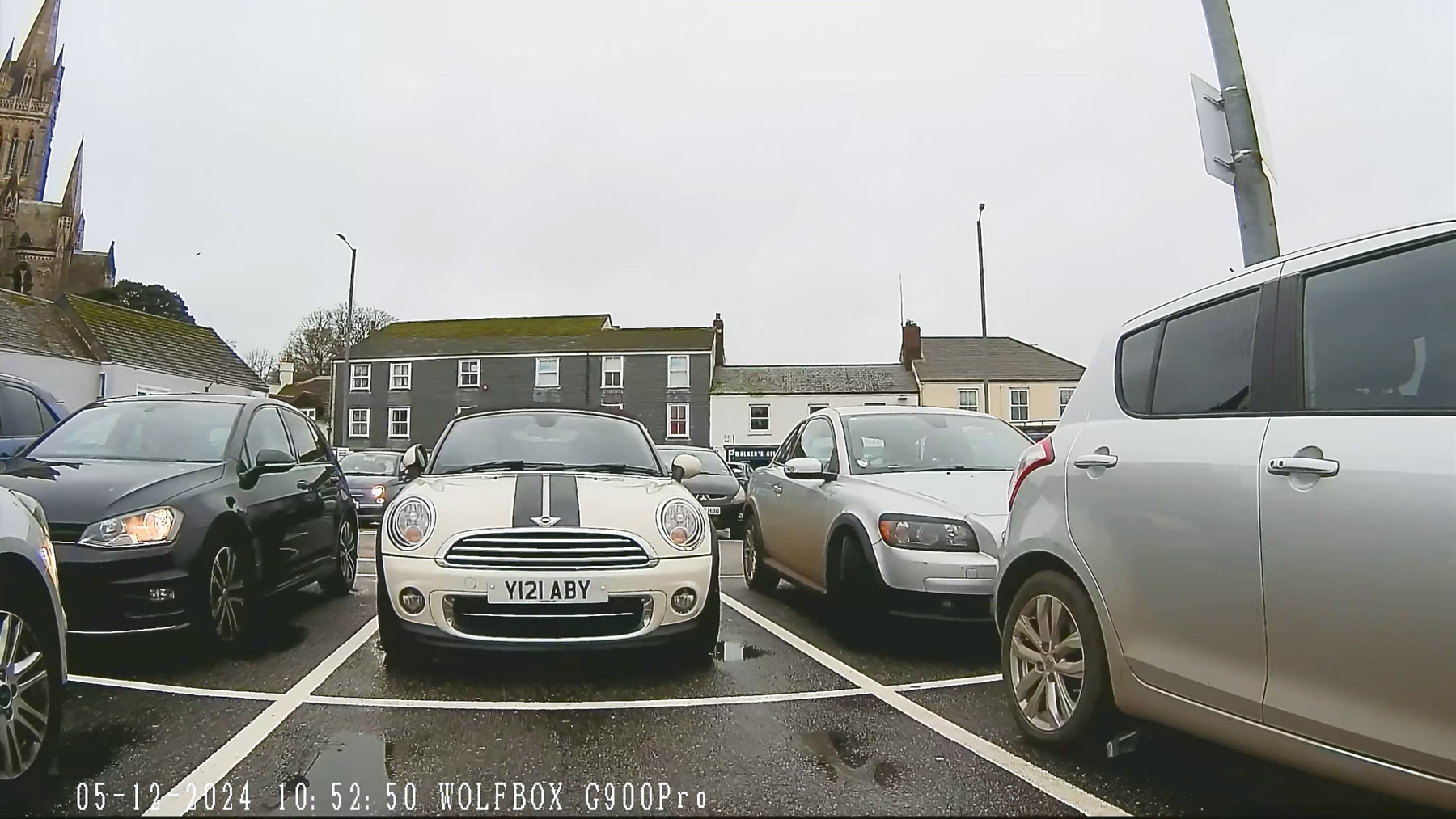 Wolfbox G900 Pro: The Ultimate Dash Cam Experience – The Tiny Camper Van